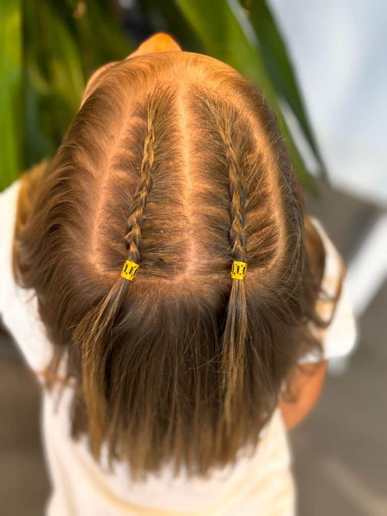Trenzas en nuestras peques. - Tupelu Peluquería Ainsa Sobrarbe